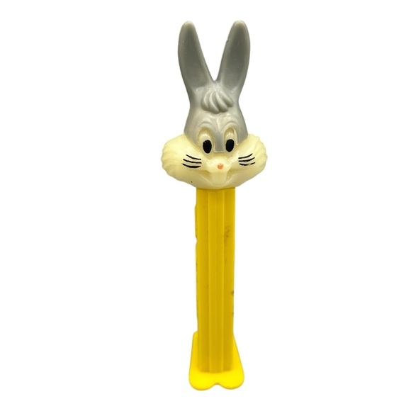 PEZ | Toys | Vintage Bugs Bunny Pez Dispenser Yellow Stem Warner Bros ...